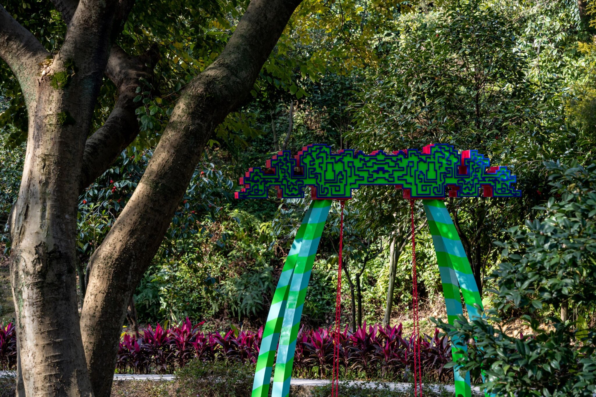 Swing Up and Landing, Nanhai Art Field
