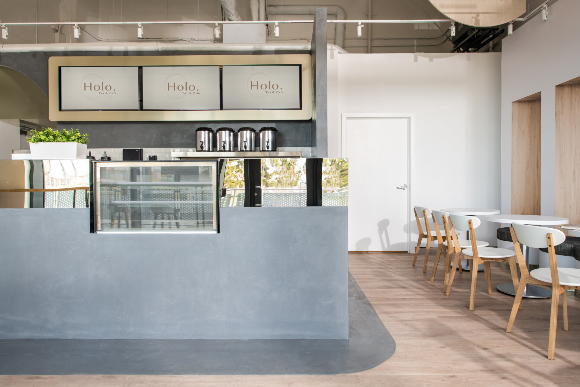 Holo Tea & Cafe - INT Design