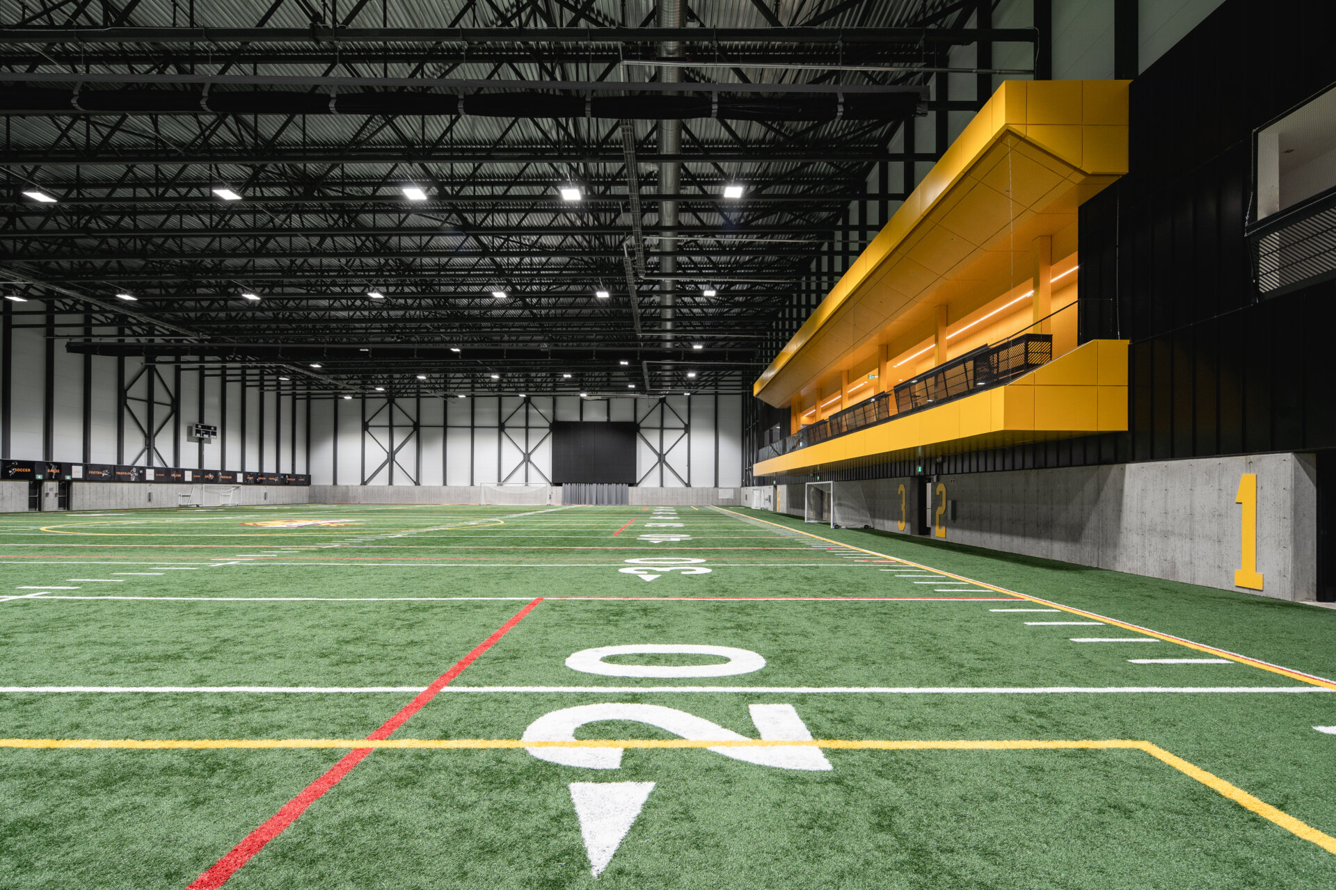 Soccerplex Collège Esther-Blondin - INT Design