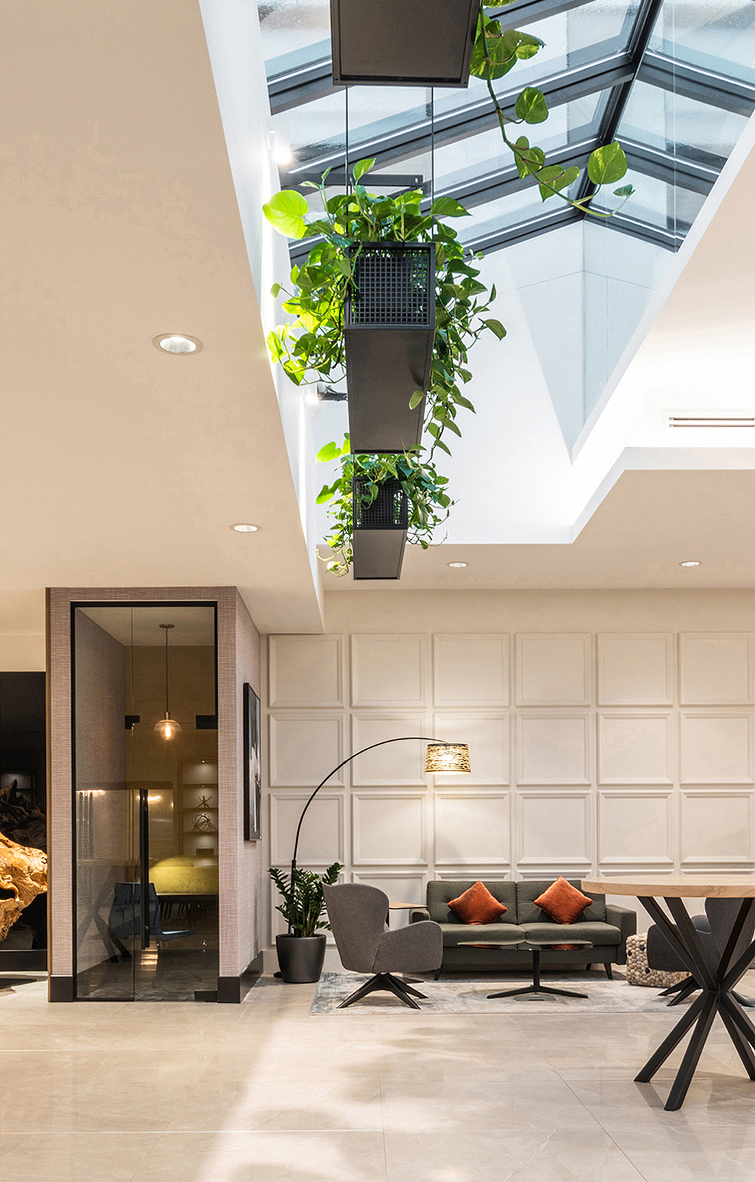 Sheraton Laval Hotel and Convention Center - INT Design