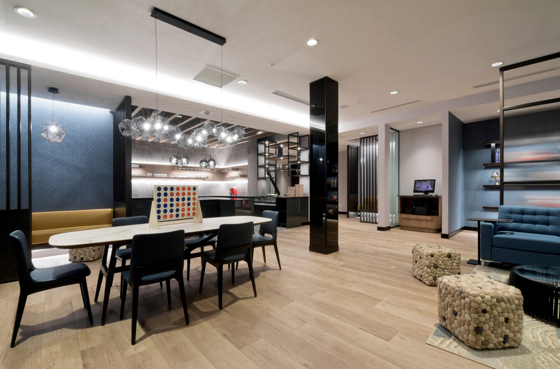 Sheraton Laval Hotel and Convention Center - INT Design