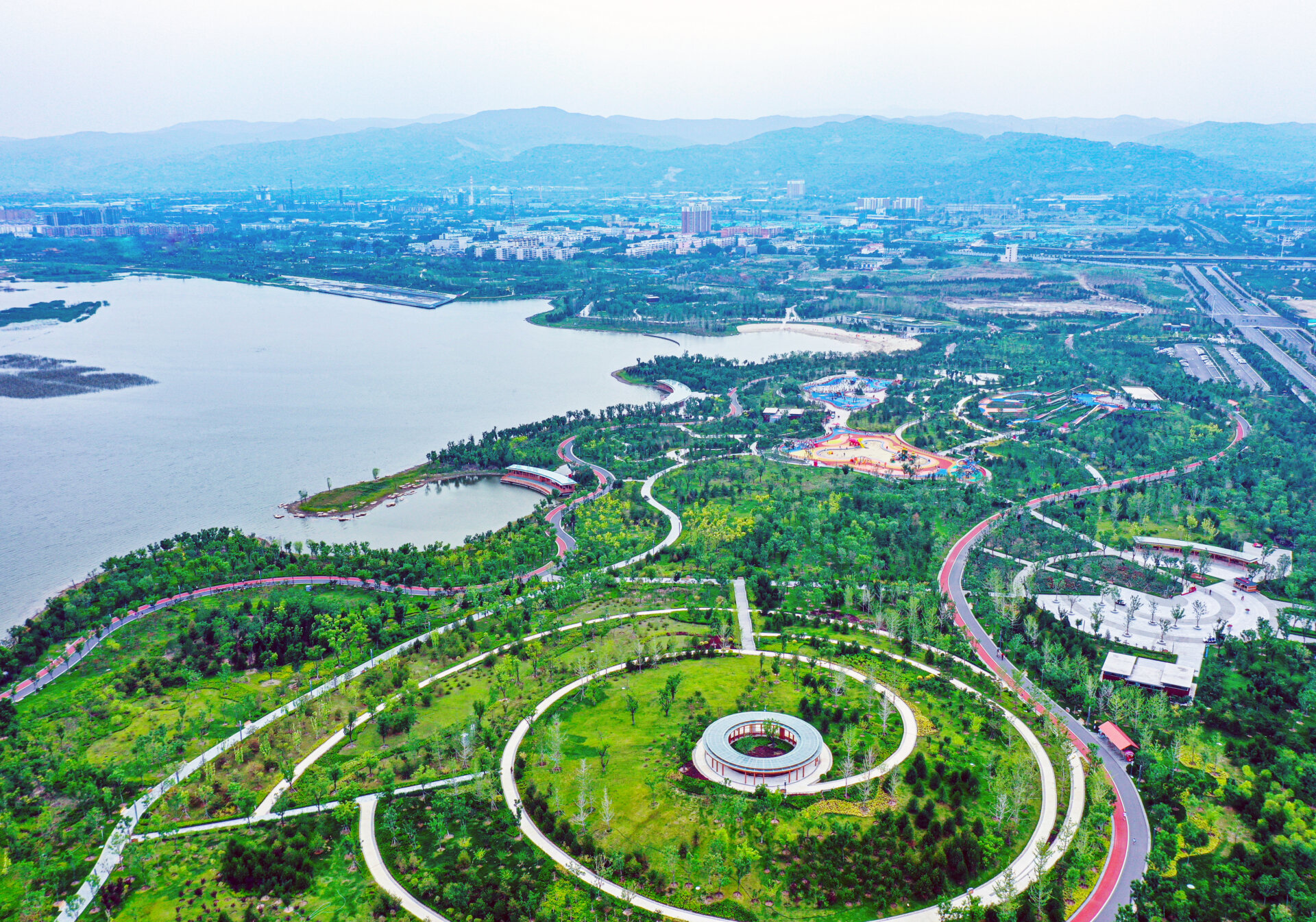 Taiyuan Jinyang Lake - INT Design