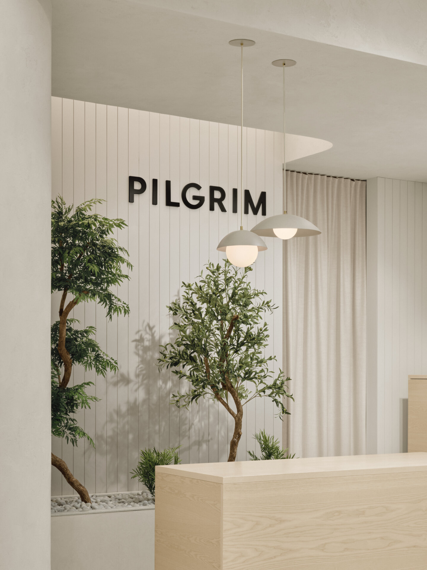 Pilgrim Toronto Eaton Centre - INT Design